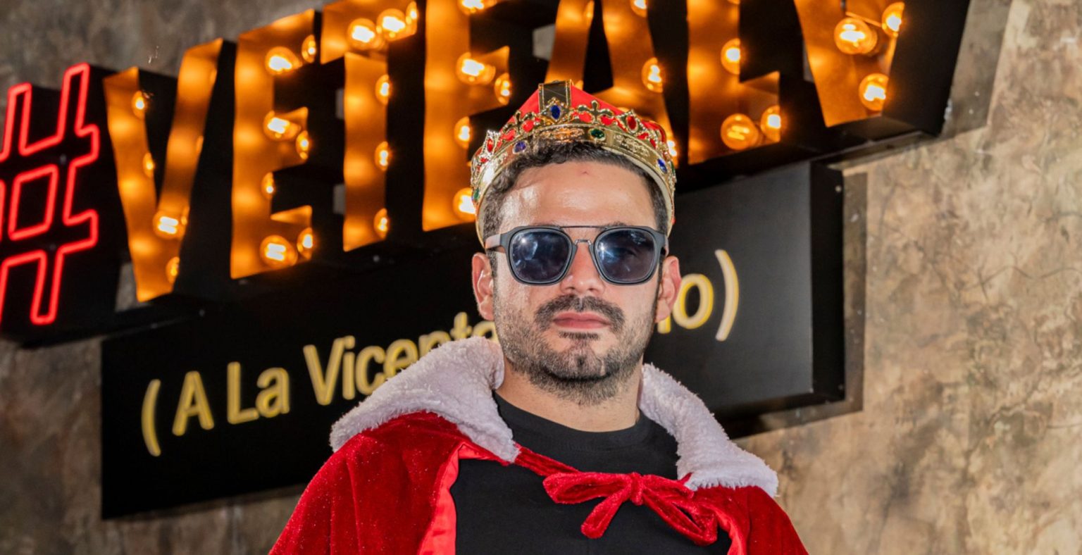 Inicia el Año 2025 yéndote ALV (A La Vicenta, Obvio) - La Vicenta